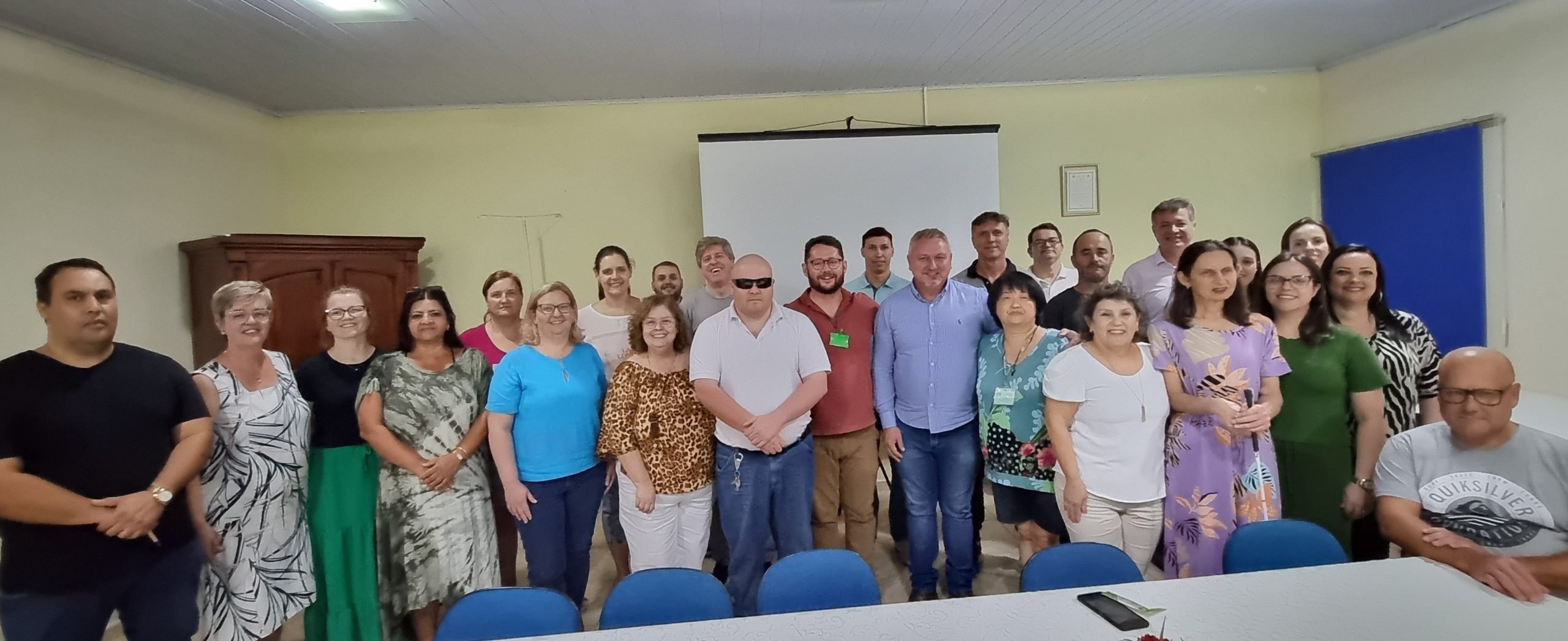 Presidente participa da posse dos novos membros do COMDE - O Jornaleiro